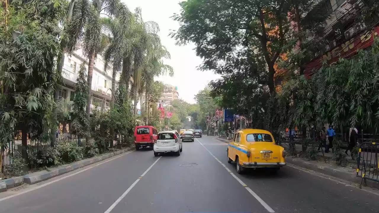 Kolkata recovers after record rainfall, check road status | details here